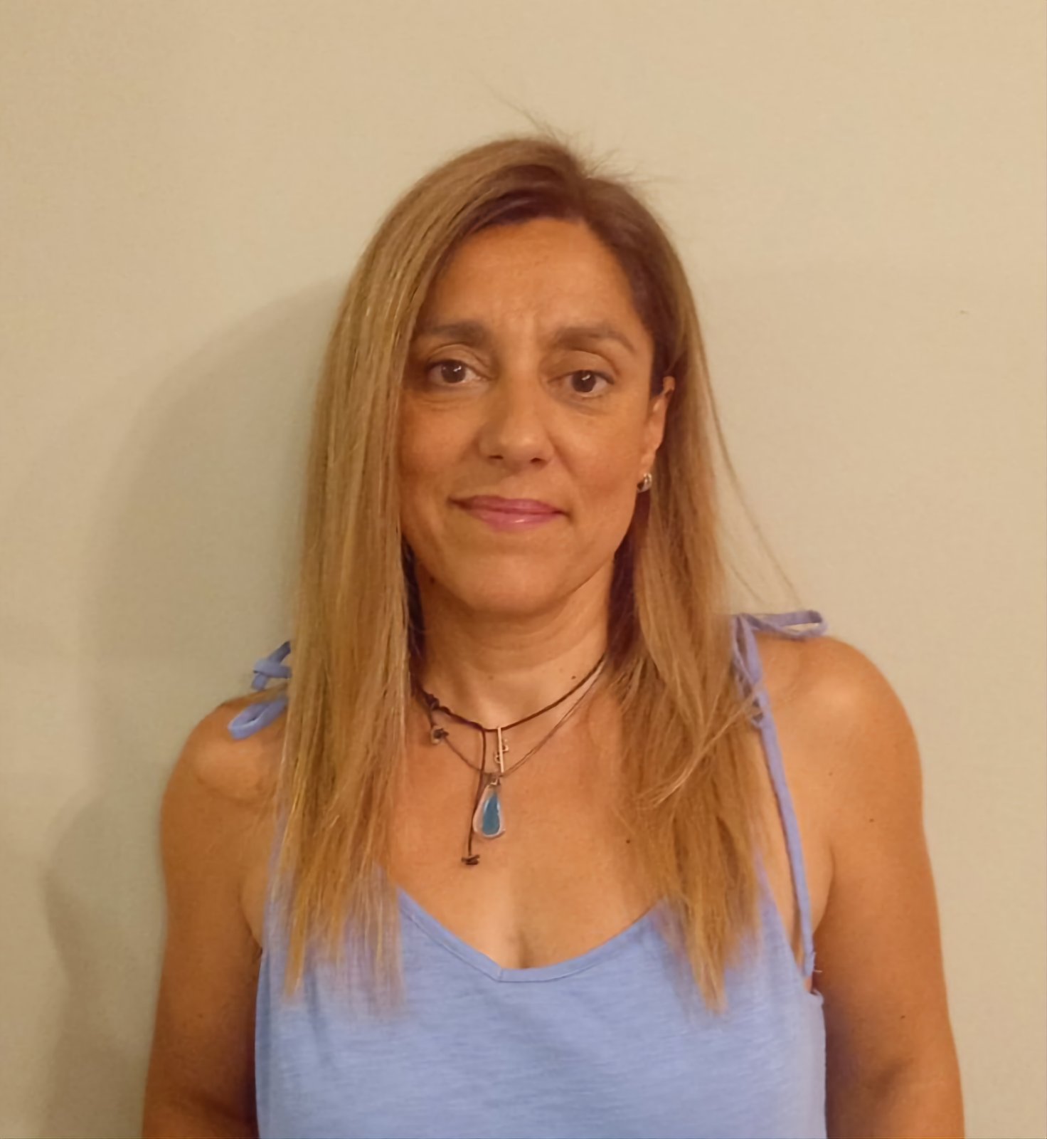 ΔΙΑΜΑΝΤΗ ΕΛΕΝΗ – ΠΟΛΙΤΕΣ ΣΕ ΚΙΝΗΣΗ ΔΑΦΝΗΣ ΥΜΗΤΤΟΥ