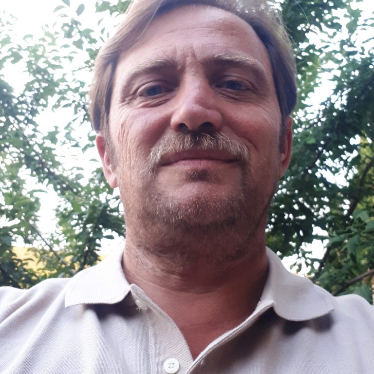 Υποψήφιοι – ΠΟΛΙΤΕΣ ΣΕ ΚΙΝΗΣΗ ΔΑΦΝΗΣ ΥΜΗΤΤΟΥ